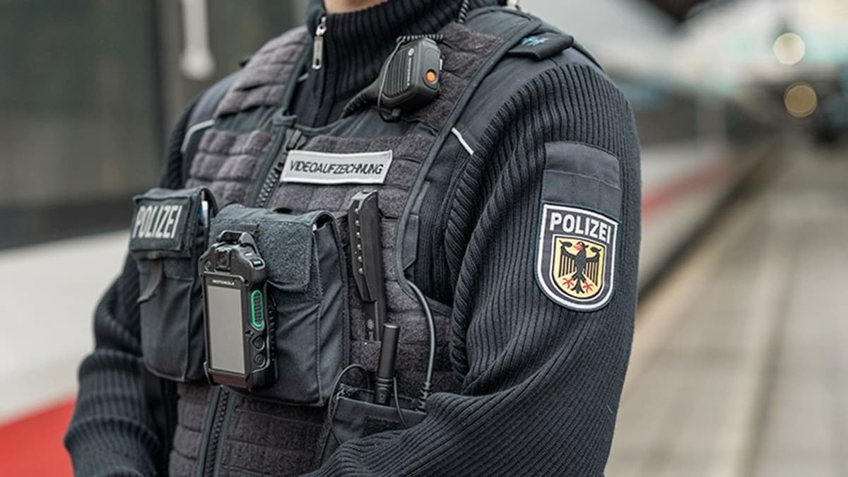 Einstellungstest Bundespolizei 2026: Ablauf, Diktat, Sporttest & Tipps ...